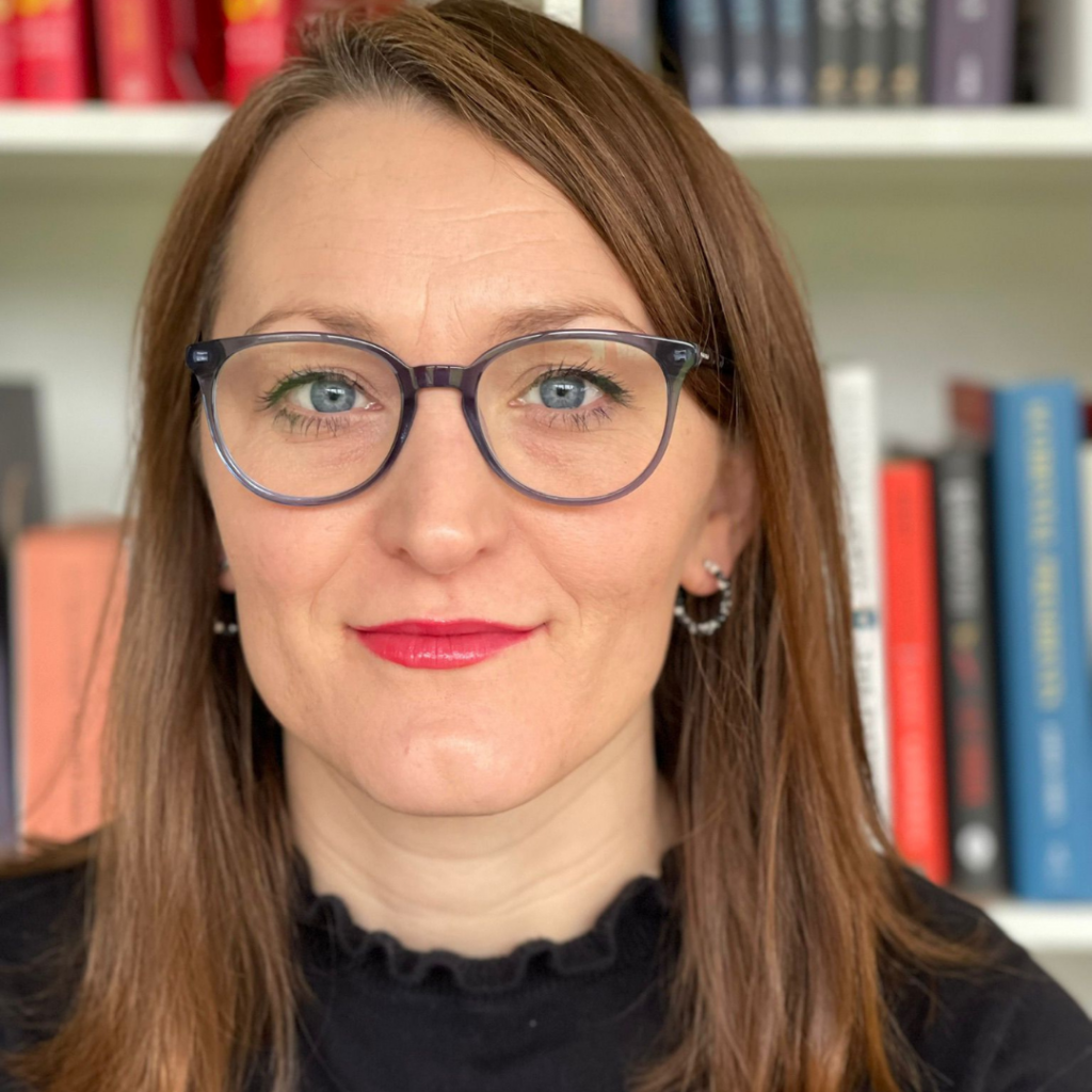 Proffesiynoli dy Grefft - Canolfan Ysgrifennu Tŷ Newydd Writing Centre